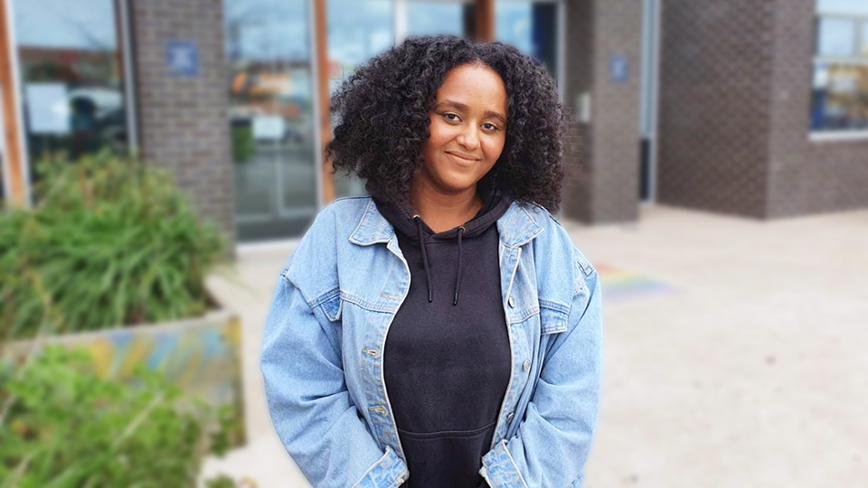 The two unique ways Rawan’s making her way in the law | Victoria University