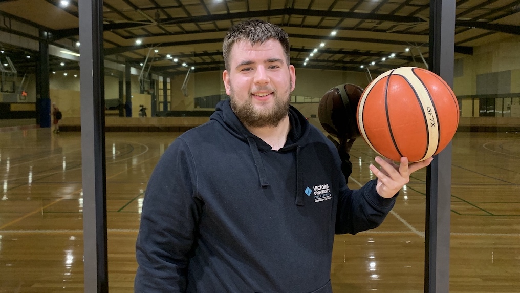 Taking a jump shot at his dreams | Victoria University