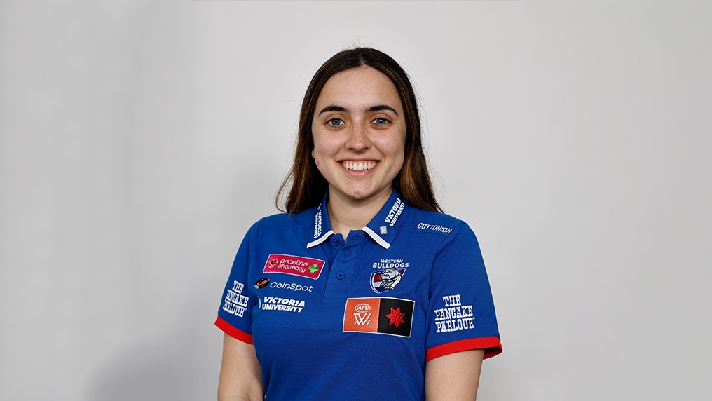 Kelly’s putting strong skills to work in sports science | Victoria ...