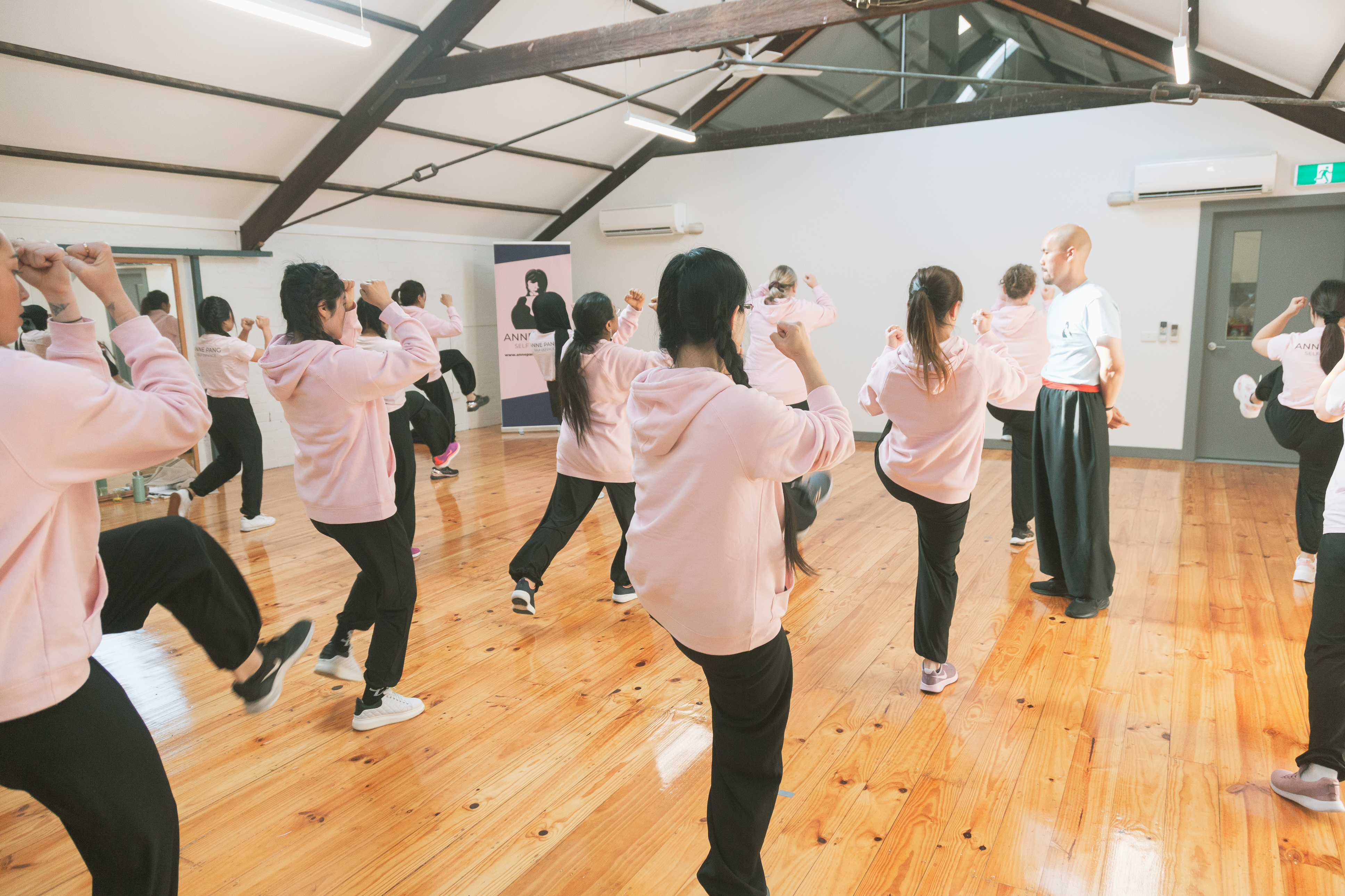 Women's self-defence training course | Victoria University