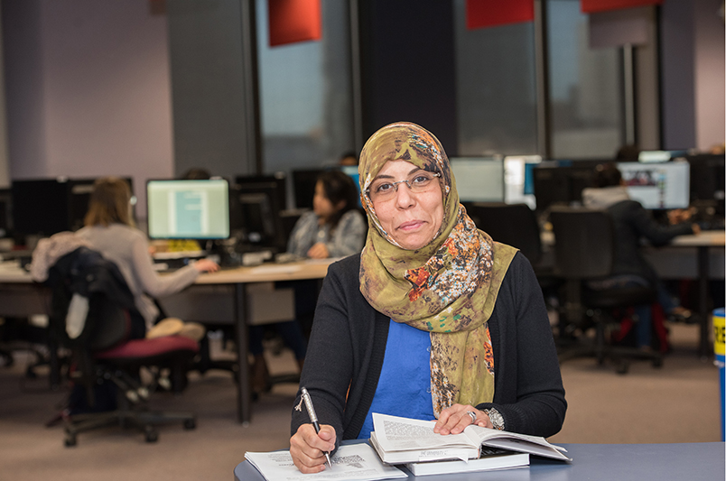 Certificate II in EAL (Access) | Victoria University