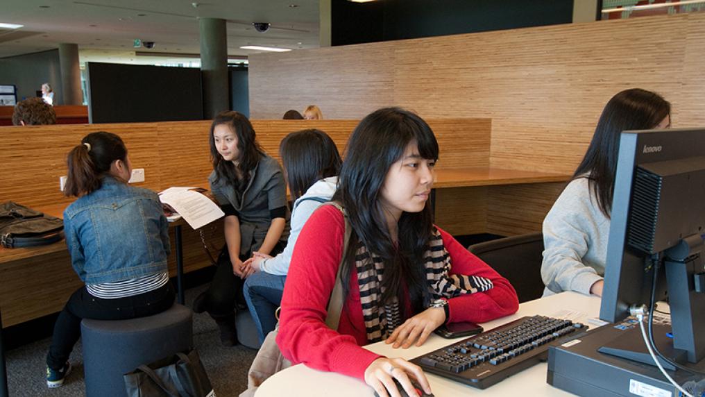 Book & use a Library PC for up to 4 hours | Victoria University