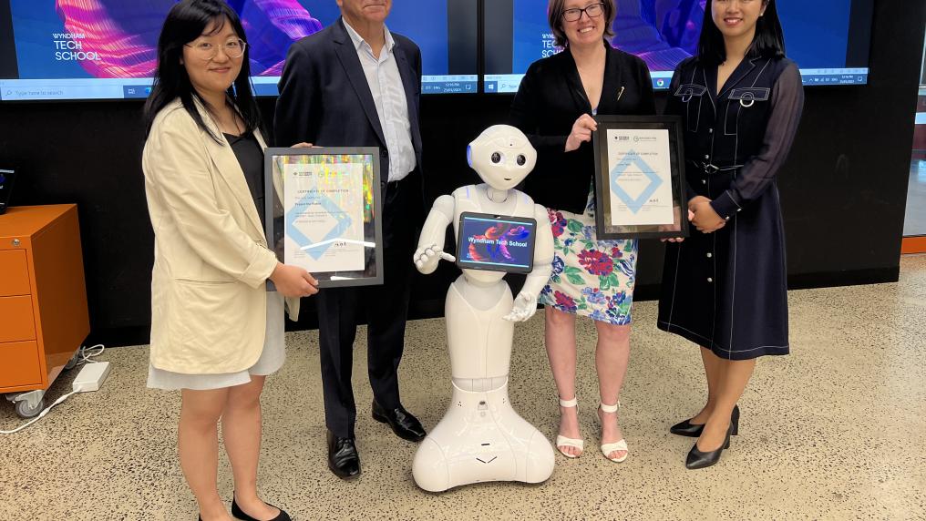 Victoria University's first Mandarin speaking robot Pepper at Wyndham ...